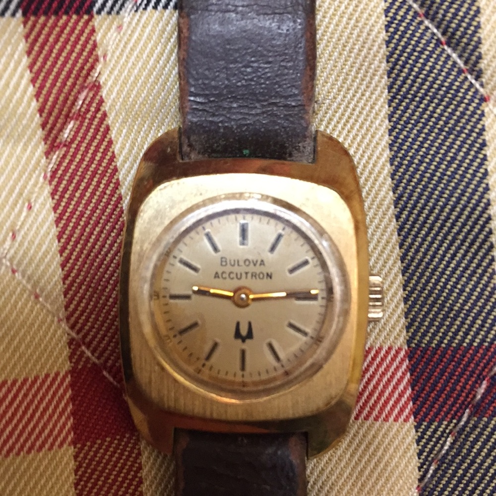 Vintage Bulova Accutron Tuning Fork Lady's Watch - Gem